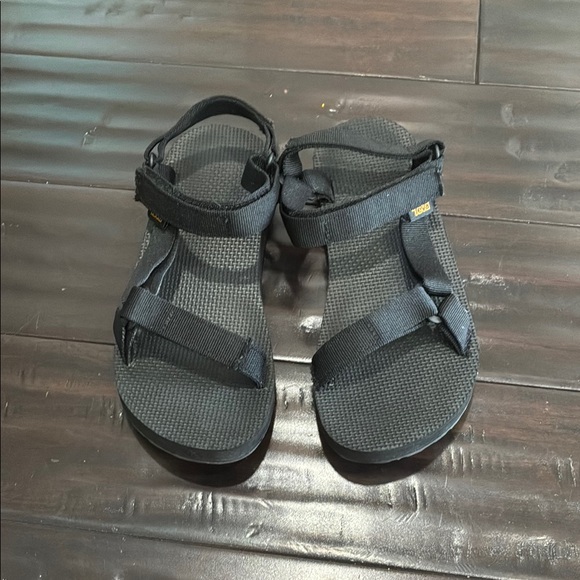 Teva | Shoes | Teva Classic Black Strap Sandals | Poshmark